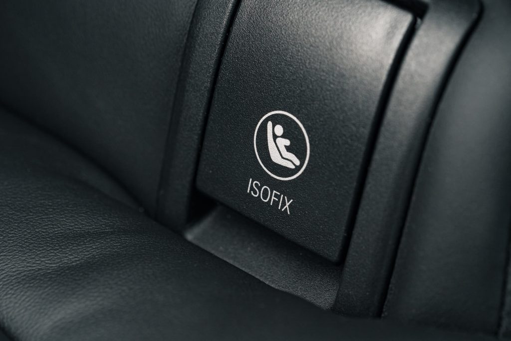 Mi az az ISOFIX rendszer? | Schiller Autó Család